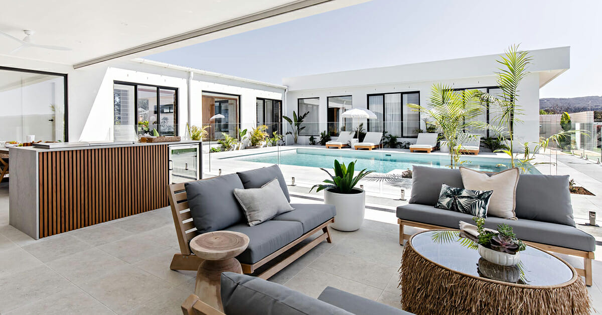 Oak & Orange: Modern Aussie Resort Home | Caesarstone AU
